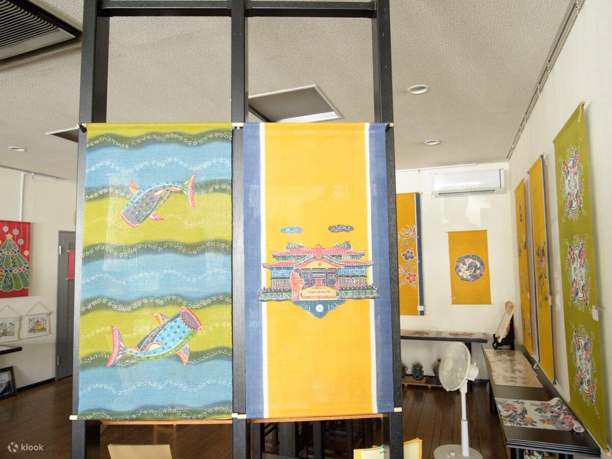 [Gusuku Bingata Dyeing Workshop] Okinawan Traditional Craft Making ...